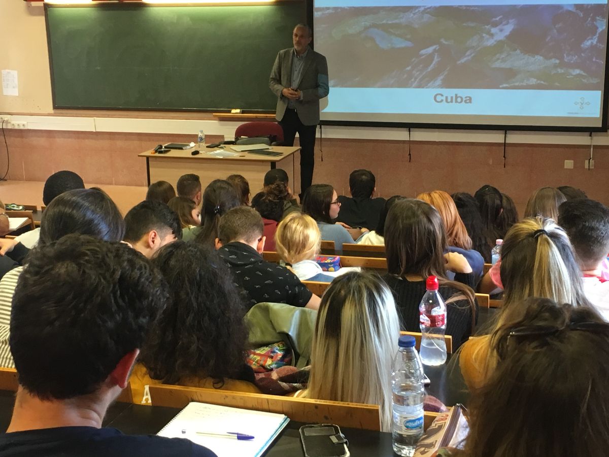 Bernard Lonis, imparte Conferencia en la Universidad de La Laguna ...